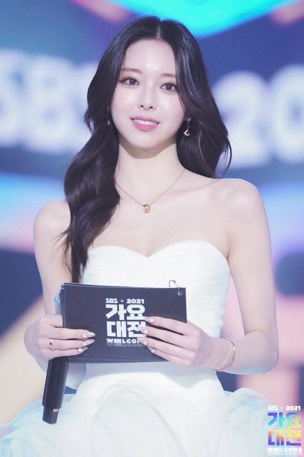 5 4th Generation Female Idols Whose Unreal Visuals Survived "Weekly ...