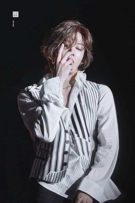 These 10+ Photos Of NCT 127 Yuta's Hair In A Ponytail Will Have You ...